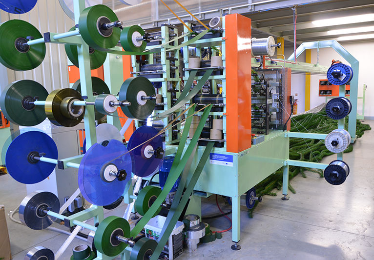 Výroba PVC jehličí - MK mont illuminations s.r.o.